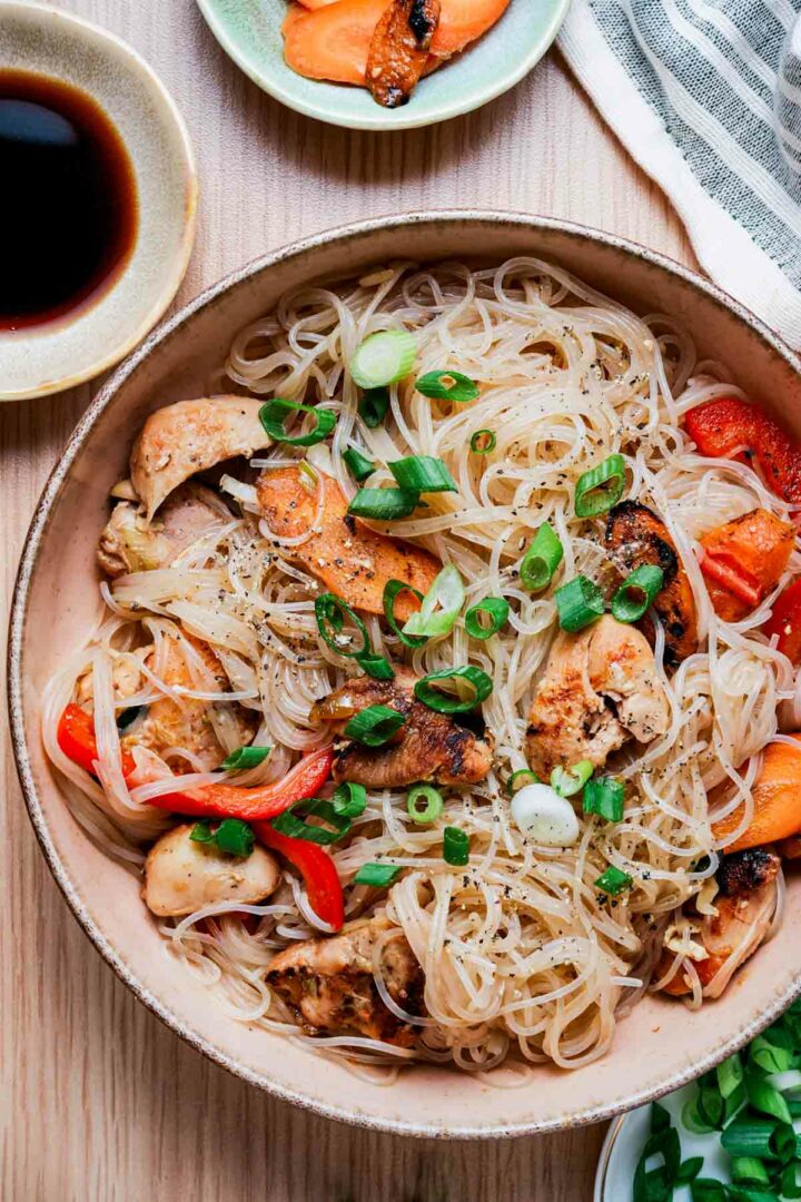 Pad Woon Sen (Thai Glass Noodle Stir Fry) - Went Here 8 This