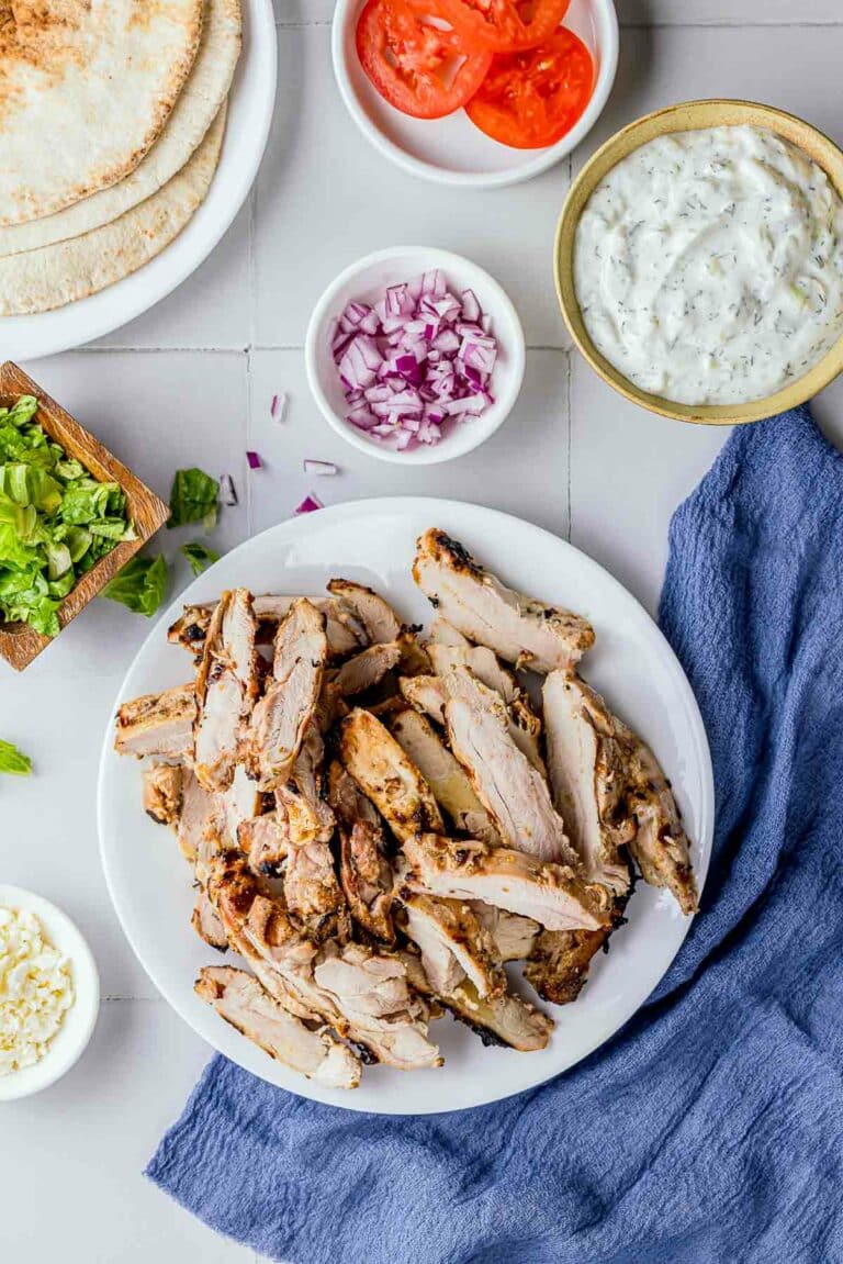 Easy Greek Chicken Gyro Pita with Tzatziki Sauce - Went Here 8 This